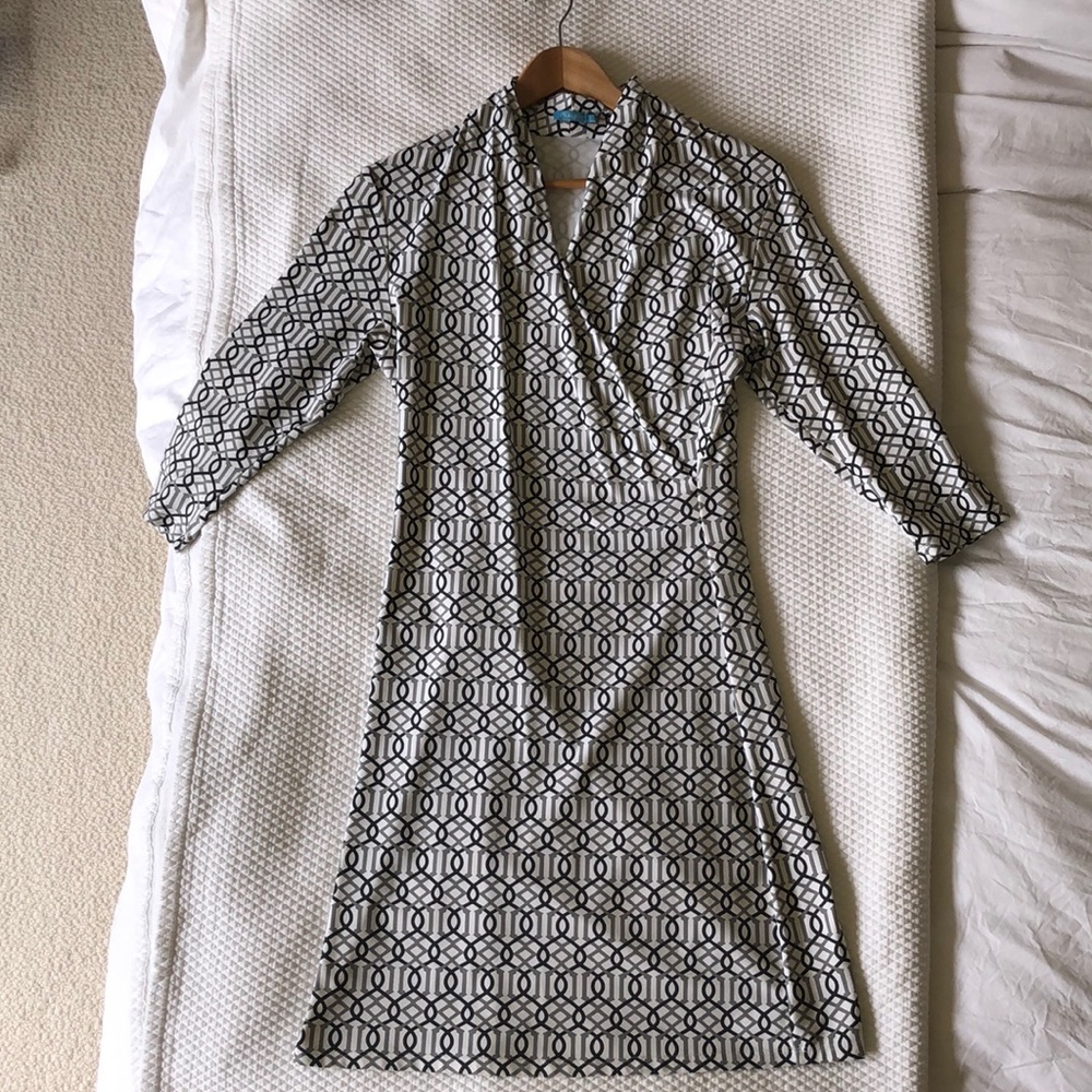 J. Mclaughlin Grey & White Wrap Dress - Gem